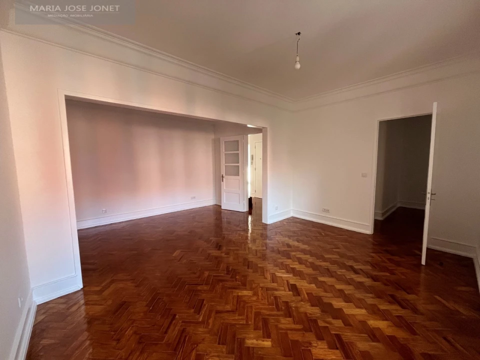 Apartamento T4 para Arrendamento em Campo de Ourique - casacerta.pt