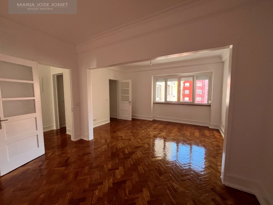 Apartamento T4 para Arrendamento em Campo de Ourique - casacerta.pt