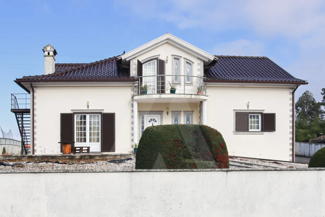 Apartamento T2 para Arrendamento em Requeixo, Nossa Senhora de Fátima e ...